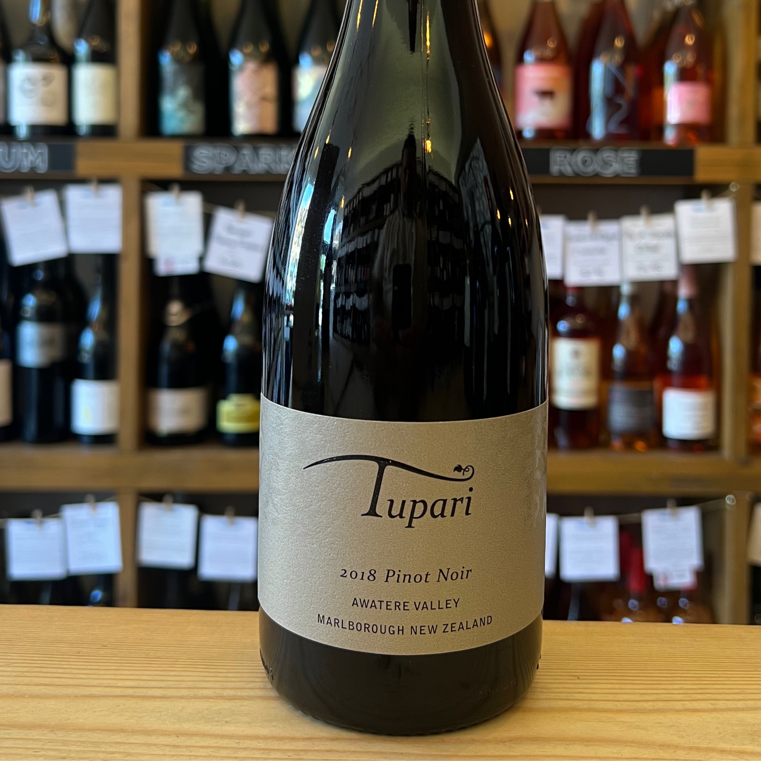 Tupari Pinot Noir Marlborough New Zealand | Vino Vero